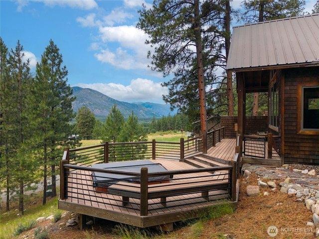 32 Cassal Rd, Winthrop, WA 98862