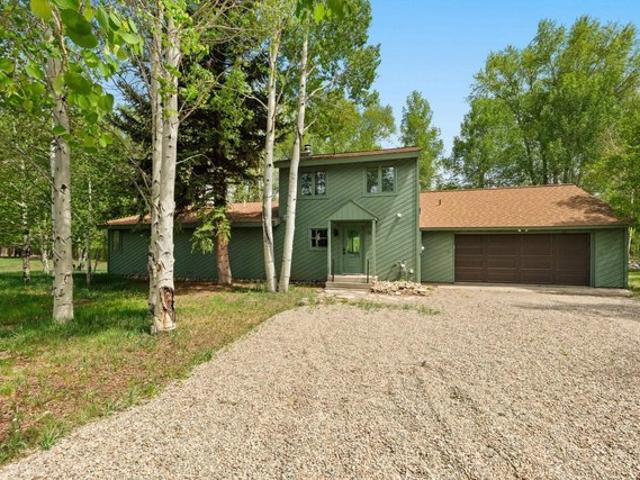 32 Chatto Ct, Gunnison, CO 81230