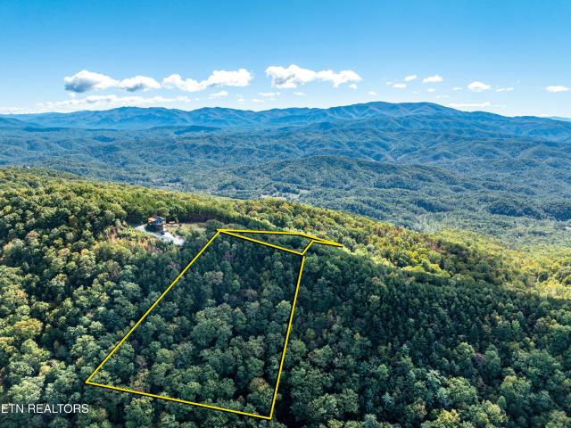 32 Chilhowee Tr