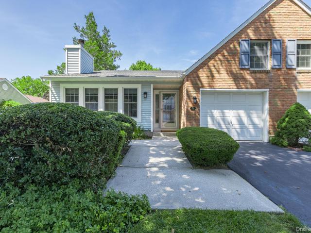 32 Chippendale Drive
