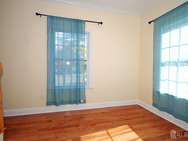 32 Cinder Road 3