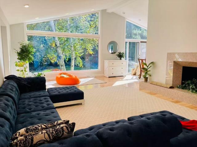 32 Countryside Rd, Newton, MA 02459 | MLS #73507 | Compass