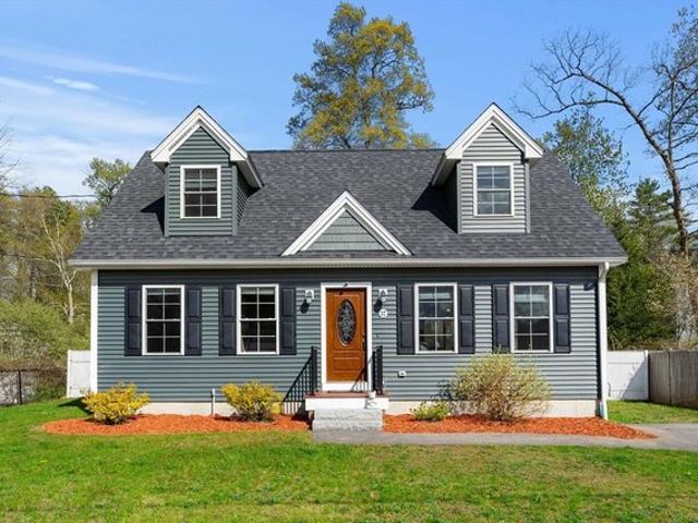 32 Dennison Ave, Salem, NH 03079