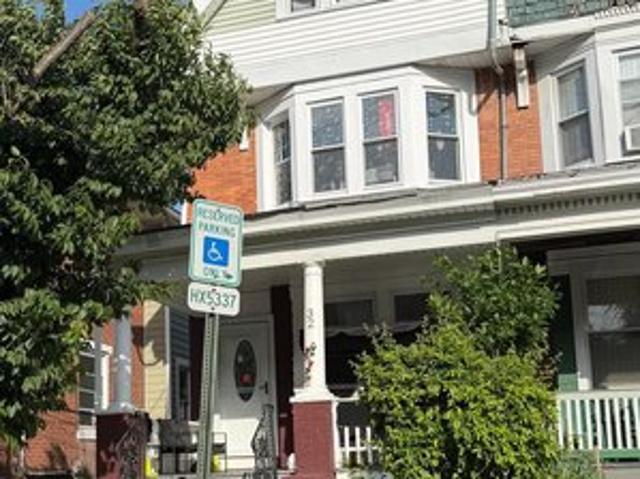 32 Delawareview Ave, Trenton, NJ 08618