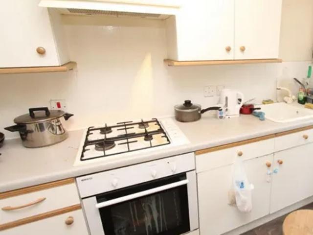 32 Dingle Gardens, London, E14 0DN, United Kingdom | Room for rent #154573191 | Rentberry