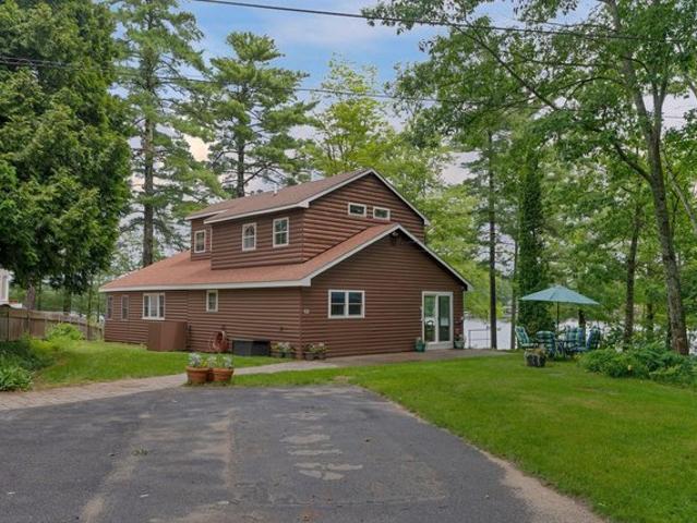 32 E Eleanor Ave, Standish, ME 04084