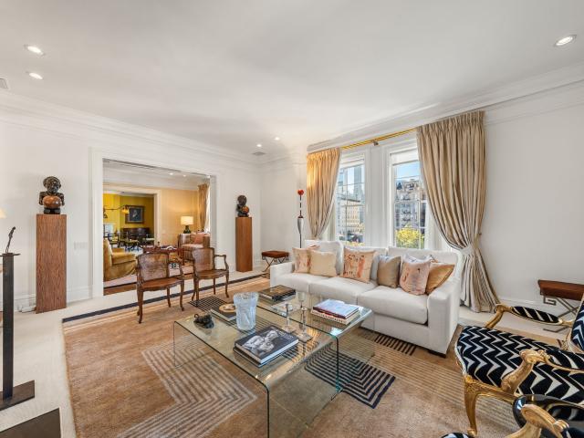 32 E 64th Street 9W