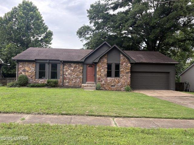 32 Emerson Dr, Jackson, TN 38305