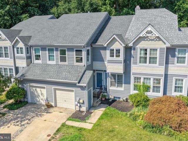 32 Fairway Ct, Dover, DE 19904