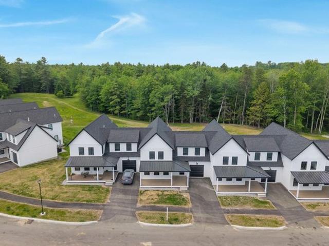 32 Fairway Common Dr Unit 11, Gorham, ME 04038