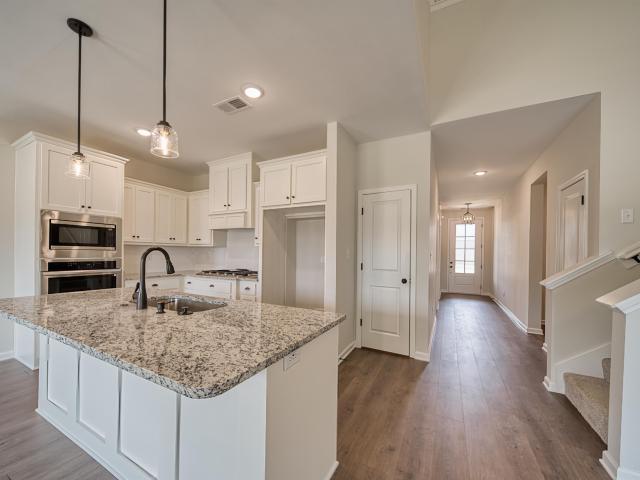 32 forsyth ln