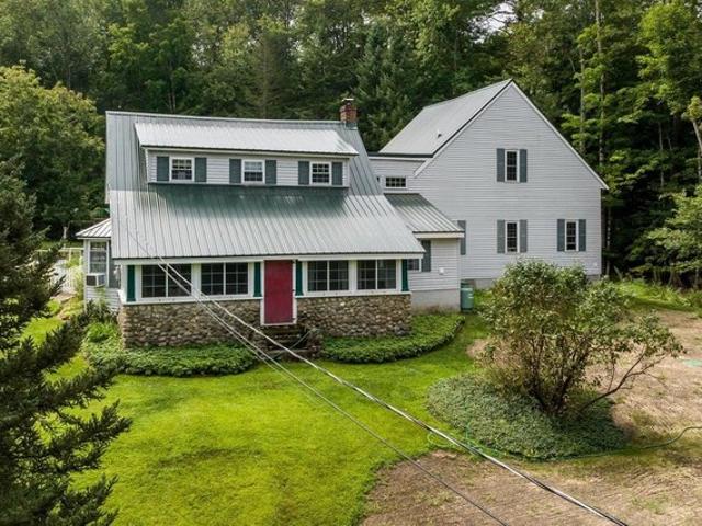 32 Flutter St, Nottingham, NH 03290