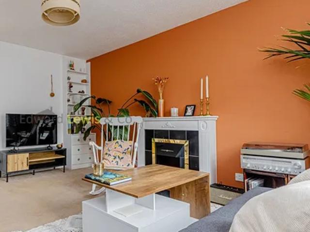32 Ham Park Road, London, E15 4HE, United Kingdom | 2 bed house for rent #167486387 | Rentberry