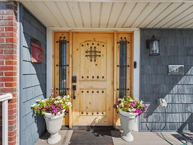 32 Hamilton Avenue