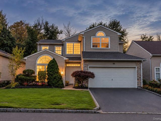 32 Hamlet Drive