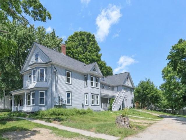 32 Hall Ave, Henniker, NH 03242