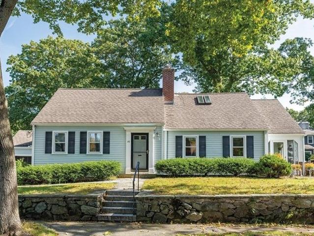 32 Hickory Cliff Rd, Newton, MA 02464