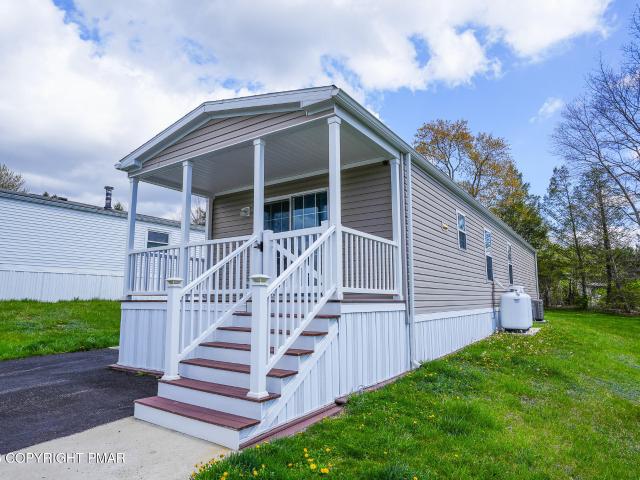 32 Hillside Place