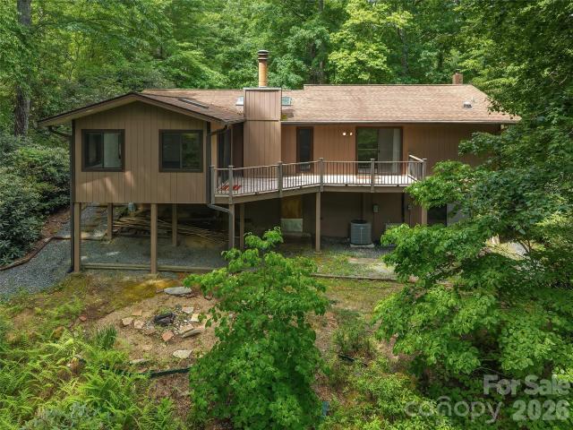 32 Honeysuckle Ridge Road