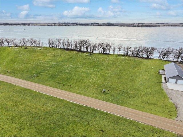 32 Jayvee Ln, Garvin, MN 56132