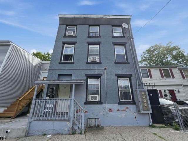32 Jefferson St, Paterson, NJ 07522