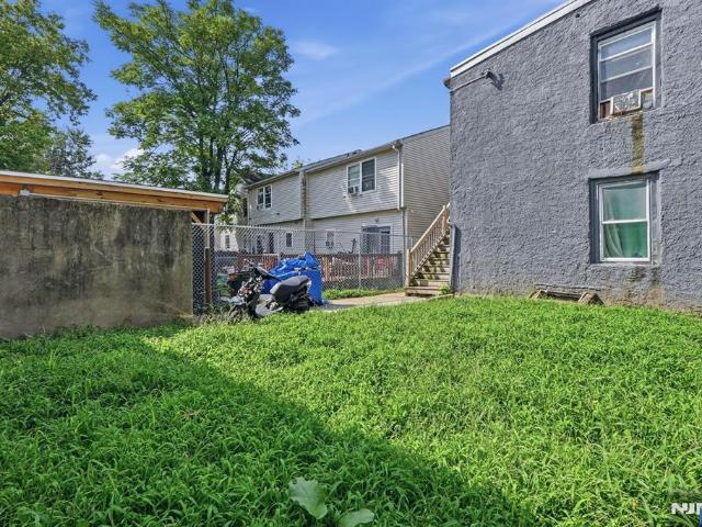 32 Jefferson Street