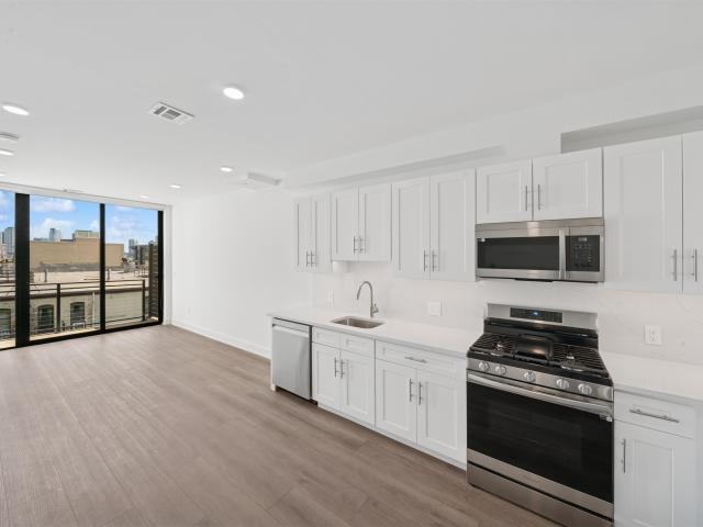 32 Jones St, Unit 202, Jersey City, NJ 07306 | MLS #260005 | Compass
