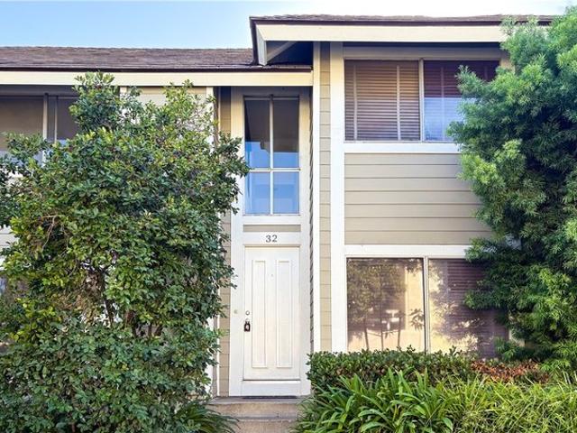 32 Kazan St Unit 18, Irvine, CA 92604