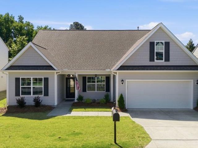32 Kenilworth St, Clayton, NC 27527