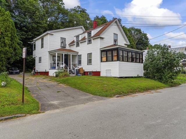 32 King St, Waterville, ME 04901