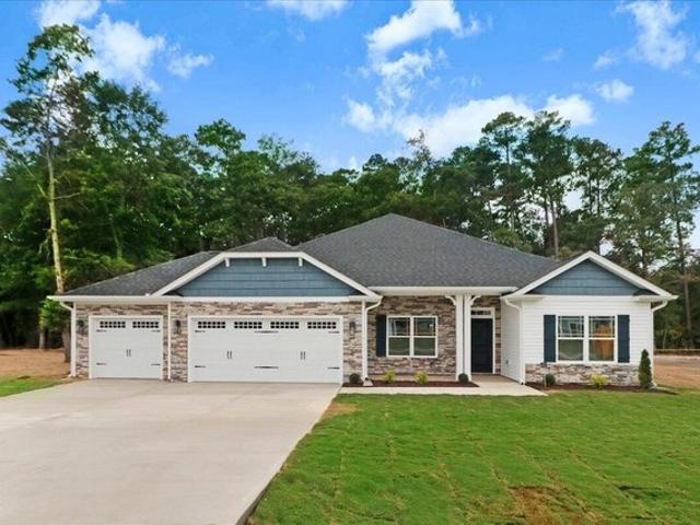 32 Killarney Ave, Lillington, NC 27546