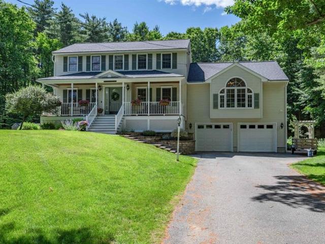 32 Kristin Dr, Derry, NH 03038