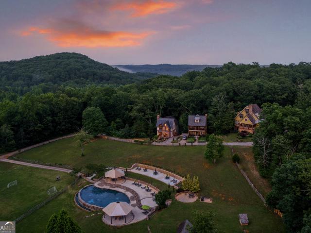 32 Lantern Cove Road