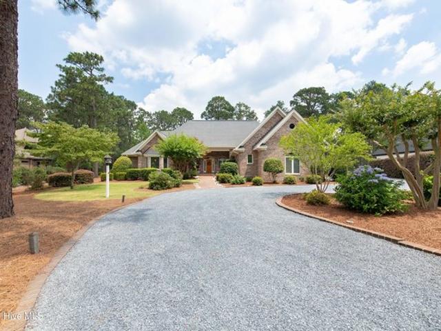 32 Lasswade Dr, Pinehurst, NC 28374