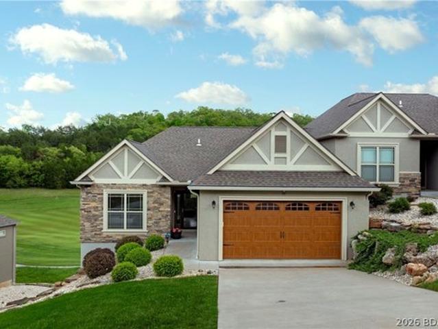 32 Ledgeview Dr, Camdenton, MO 65020
