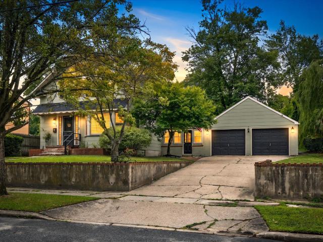 32 Lincoln Avenue