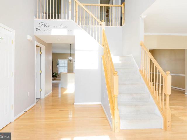 32 Lofting Lane