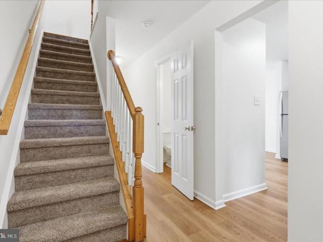32 Mabel Lane