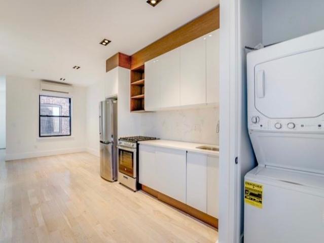 32 Magnolia Ave # 103