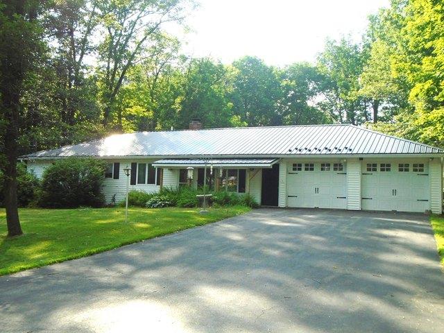 32 Mayland St, Oakland, ME 04963