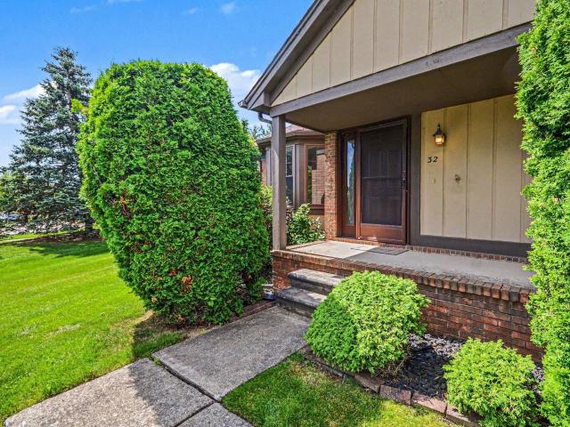 32 Meadow Wood Drive