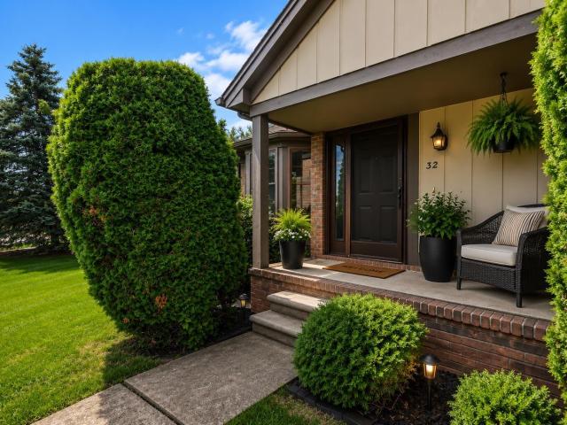 32 Meadow Wood Drive
