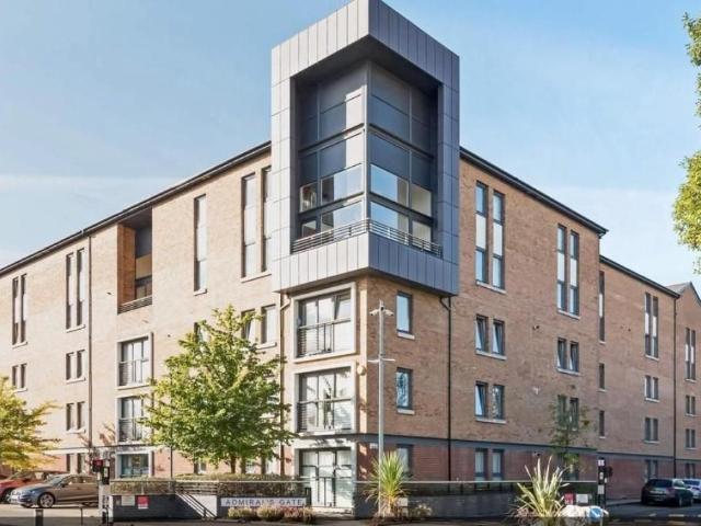 32 Minerva Way, Glasgow G3, 2 bed flat to rent, £1,395 pcm | PrimeLocation