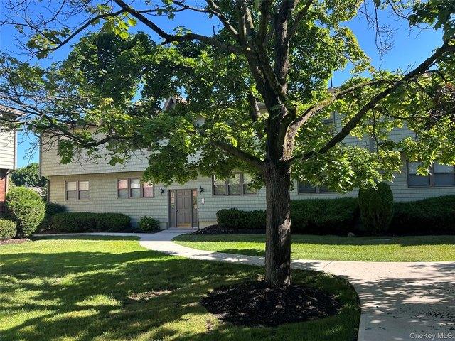 32 Milford Ln Apt 6D, Suffern, NY 10901