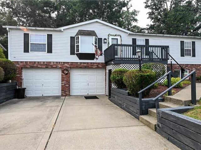 32 Mulberry St, Belle Vernon, PA 15012