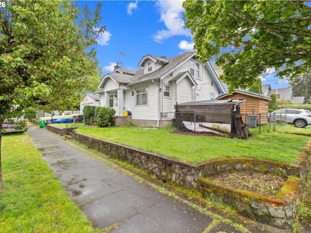 32 N Bryant St, Portland, OR 97217 | MLS #615655 | Compass