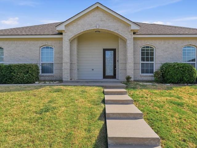 32 N Shore Cir, Waco, TX 76708