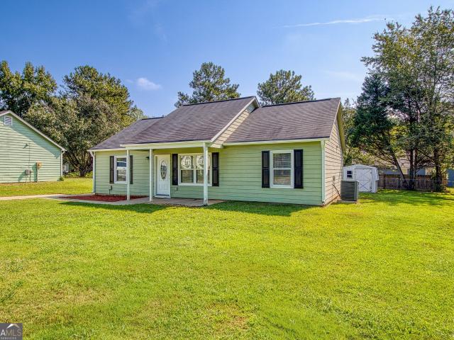 32 Oak Street