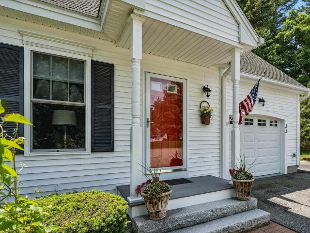 32 Peacock Brook Lane