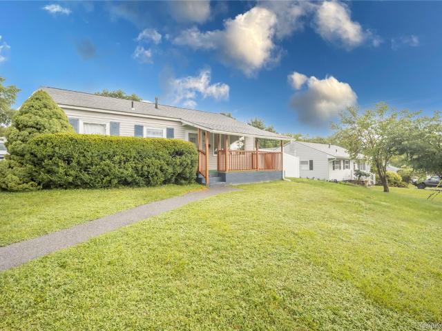 32 Peter Cooper Drive